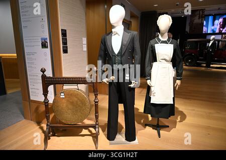 Under-butler uniform worn by Rob James-Collier (Thomas Barrow) and a ...