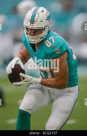 Miami Dolphins tight end Hayden Rucci (87) enters the stadium prior to ...