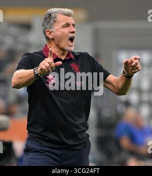 Marco Baroni, head coach of Torino FC, speaks with referee Kevin ...