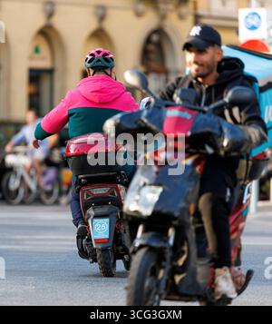 Foodora, Lieferservice // Foodora, delivery service - 20251229 PD8133 ...