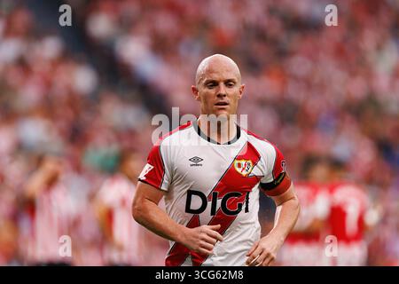 Isaac Palazon Camacho of Rayo Vallecano (L) and Levante's defender ...