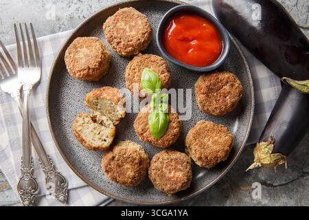 Fried falafel balls with sauce, served on a white plate Stock Photo - Alamy