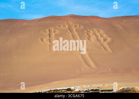 Trident at Paracas desert, Paracas Peru Stock Photo - Alamy