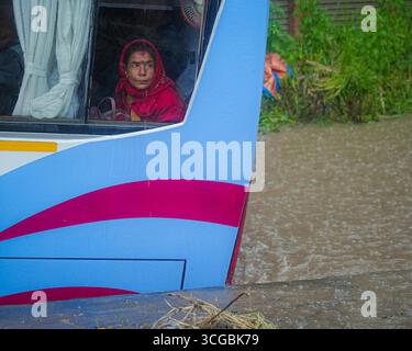 Bhaktapur, Bagmati, Nepal. 27th Aug, 2022. Large number of devotees ...