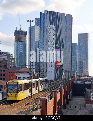 Manchester Metrolink trams Castlefield Tram metrolink light rail rapid ...