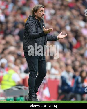Daniel Farke Manager Of Leeds United Dejected during the Leeds United v ...