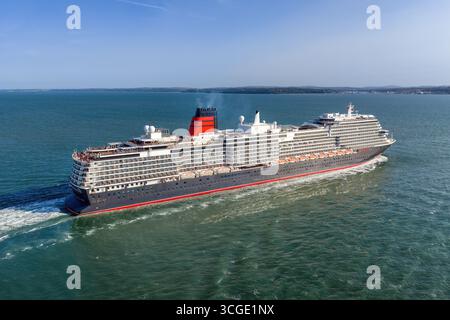 The Cunard cruise ship Queen Anne (funnel Stock Photo - Alamy