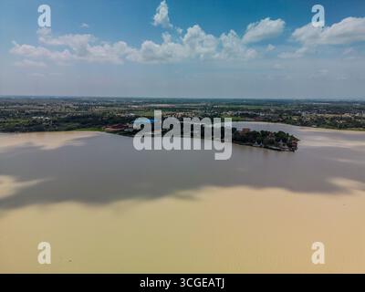 Scenic view of the famous Temple at Tonle Sap Village Lake in Siem Reap ...