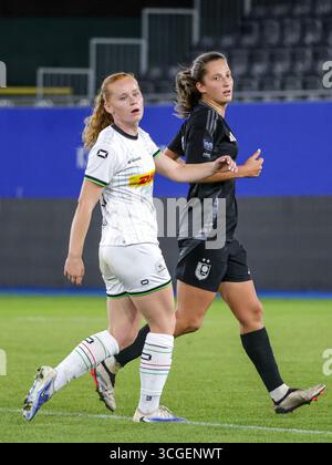 Manon Van Raay (28) of OHL pictured during a female soccer game between ...