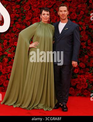 Olivia Colman and Benedict Cumberbatch at the "The Roses" UK film ...