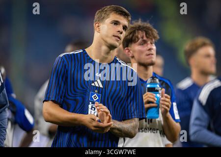Luka Vuskovic of Hamburg in the match FC BAYERN MueNCHEN - HAMBURGER SV ...
