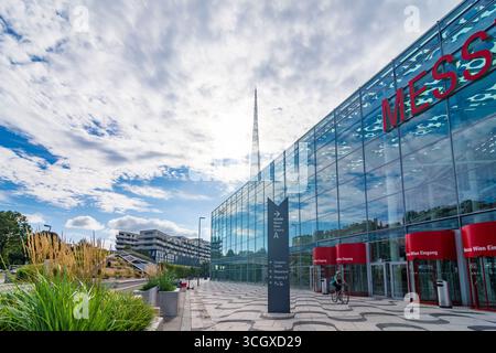Vienna: fair VIECON - Vienna Congress and Convention Center, tower ...