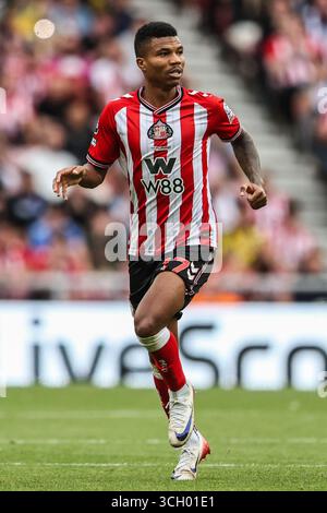 Reinildo Mandava of Sunderland during the Premier League match ...