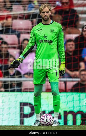 Caoimhín Kelleher of Brentford during the Premier League match Chelsea ...