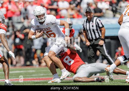 Ohio State linebacker Arvell Reese plays against Grambling State during ...