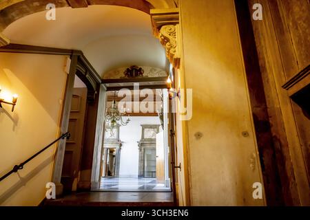 GOUDA - The centuries-old Gouda town hall on the Markt is ready for a ...