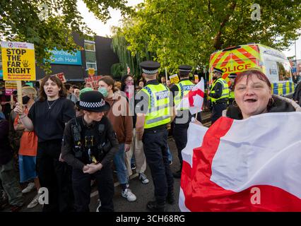 Stand up to Racism clash with police and streamers in Altrincham. A ...