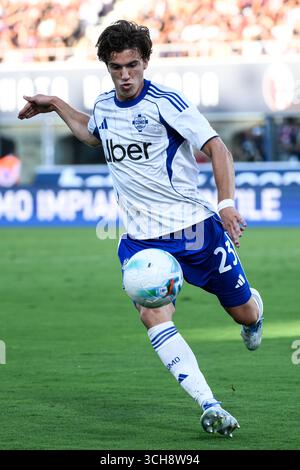 Maximo Perrone (Como) in action during ACF Fiorentina vs Como 1907 ...