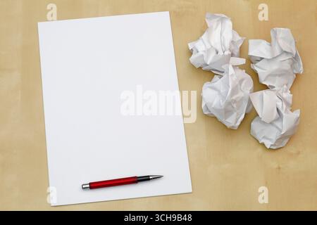 mental crisis and lack of creativity, desktop shows empty paper sheets ...