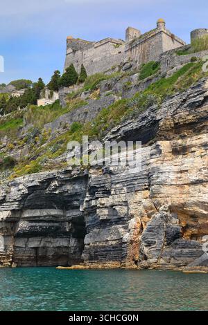 Grotta di Lord Byron in Porto Venere, Italy Stock Photo - Alamy