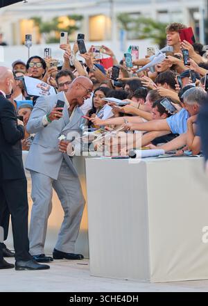 Dwayne Johnson at the premiere of THE SMASHING MACHINE, at the Zoo ...