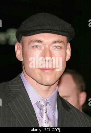KEVIN DURAND SMOKIN ACES WORLD PREMIERE GRAUMANS CHINESE HOLLYWOOD LOS ...