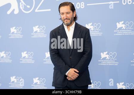 Greg Shapiro attends the premiere of "A House of Dynamite" at Alice ...