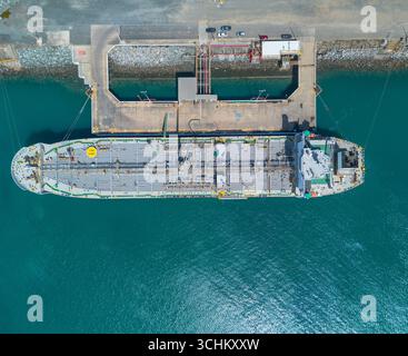 Cargo ship at Mackay harbour, Queensland, Australia Stock Photo - Alamy