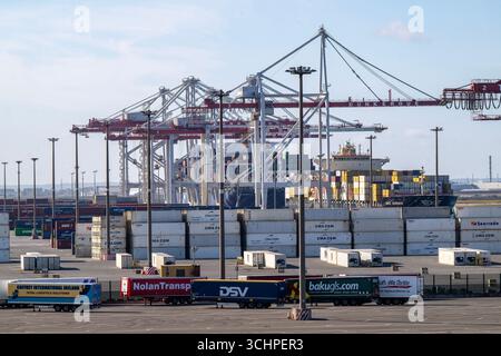 The port of Dunkerque in Northern France. Cranes at the container ...