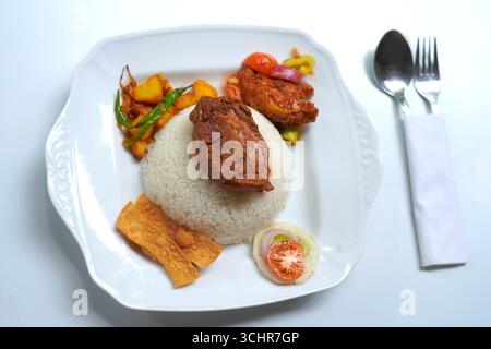 Traditional Devil Chicken Curry Served Fresh in White Bowl Stock Photo ...