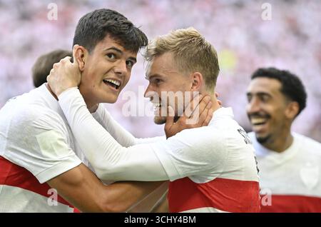 Chema ANDRES (VfB Stuttgart), gesture, gives instructions, action ...