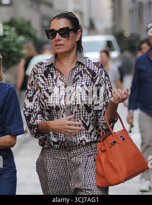 Milan, Alena Seredova strolls through the streets of the city center ...