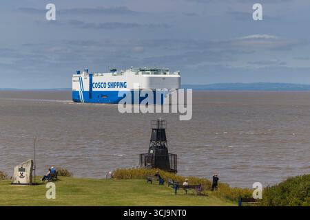 Vehicle carrier Hai He Kou heading for Royal Portbury docks Stock Photo ...