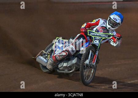Jake Mulford of Redcar Bears out in front during Heat 14 of the Cab ...