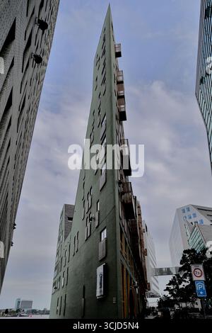 Wedge, residential building Stock Photo - Alamy