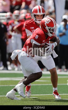 Indiana quarterback Fernando Mendoza (15) runs during the first half of ...