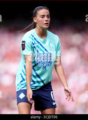 London City Lionesses' Maria Perez (left) and Everton's Ruby Mace ...