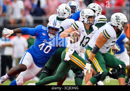 September 13, 2025 Baylor Bears offensive lineman Harrison Cluff (75 ...