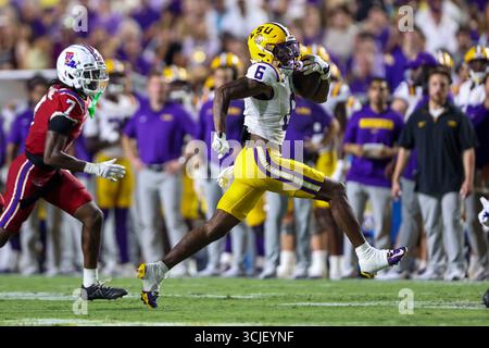 LSU wide receiver Barion Brown (6) reacts after after carrying for a ...