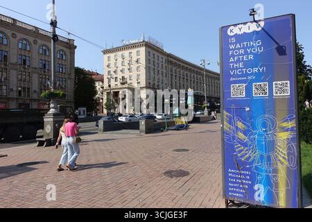 Kyiv is waiting for you after the victory. A Ukrainian war street ...