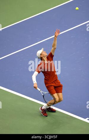Jannik Sinner of Italy and Carlos Alcaraz of Spain pose for a hpoto ...