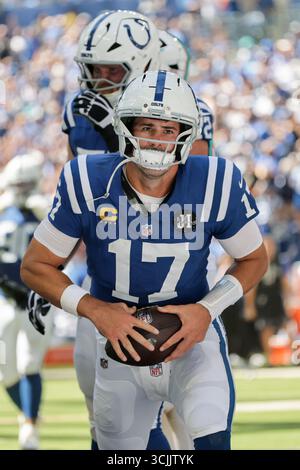 Indianapolis Colts quarterback Daniel Jones (17) throws during the ...