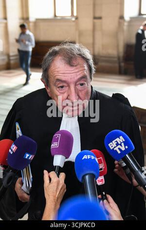 European Parliament lawyer Patrick Maisonneuve leave the Palais de ...