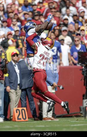 Washington Commanders cornerback Trey Amos (23) lines up to defend ...