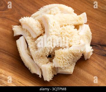 raw beef honeycomb tripe( second stomach Stock Photo - Alamy