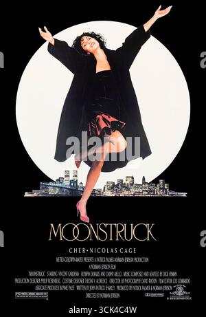 MOONSTRUCK 1987 MGM film with Cher and Nicolas Cage Stock Photo - Alamy