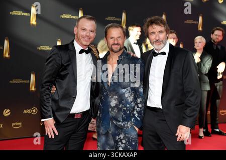 Schauspieler Guido Broscheit und Philipp Hochmair kommt zur Gala und ...