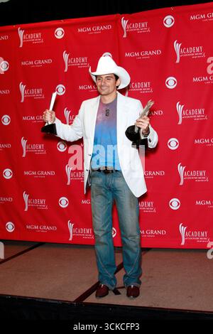 Brad Paisley at the Academy of Country Music Christmas party in 2001 ...