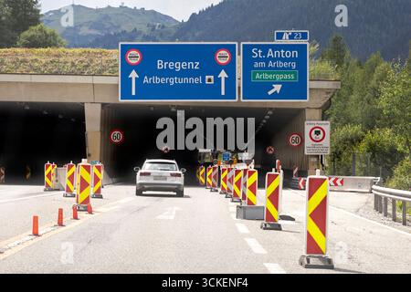 Arlbergtunnel Mautstelle, Tirol, Österreich // Arlberg Tunnel Toll ...