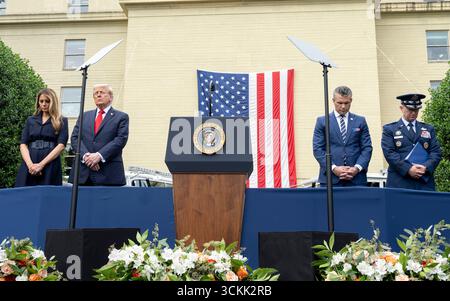 From left, Gen. Dan Caine, chairman of the Join Chiefs of Staff, U.S ...